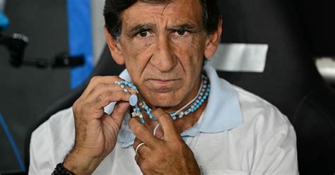 Malas Noticias En Racing Perdió Por Lesión A Una De Sus Figuras De