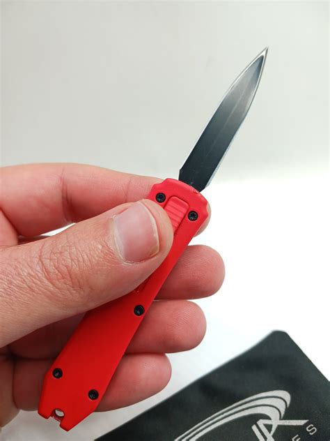 Cali Legal Micro Mini Otf Knife Red And Black Wns A701 Rd