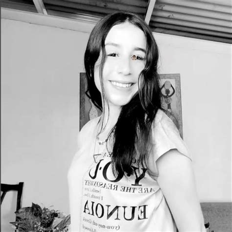 Sofia Martínez Sofi0807m • Threads Say More