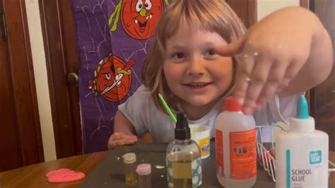 Sadies First Slime Tutorial Omg Youtube