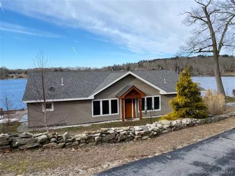 119 Pond Hill Rd Moosup Ct 06354 39 Photos Movoto