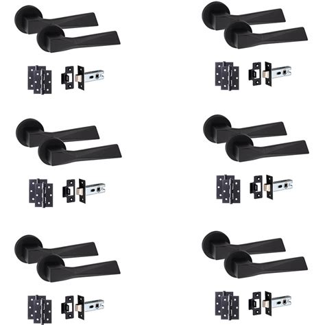 Golden Grace Modern Aura Matt Black Door Handles Set 6 Pack Wilko