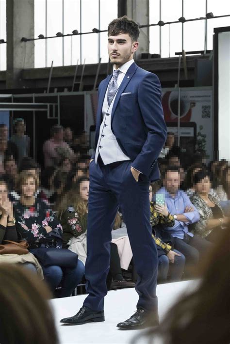 Tendencias Moda Trajes De Novio 2019 Bodaplanea