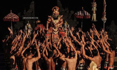 Mengenal Tari Kecak Tradisi Dan Makna Dari Bali Yang Menawan Jnews