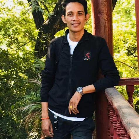 Agikgqpum Egmh0vocd0nw7czhh0efhzvl37eby8f8is900 C K C0x00ffffff No Rj