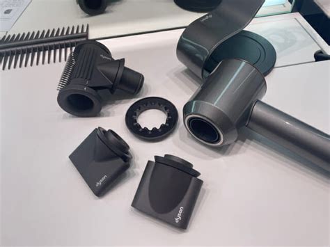 스타일링·잔머리 한번에 다이슨 헤어드라이어 빗 신제품 출시