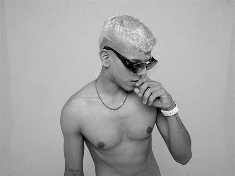 Alambrownn Cam Model Free Live Sex Show And Chat Stripchat