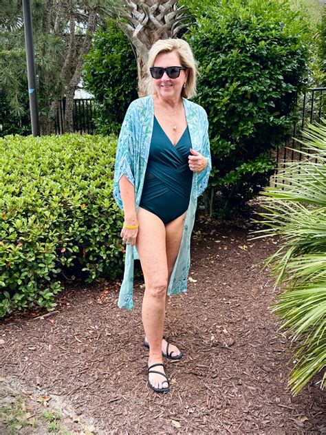 What I Wore On My Beach Vacation Chic Outfits For Women Over 50