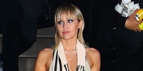 Miley Cyrus Jokes About Her Wardrobe Malfunction On Instagram Miley