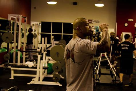 when the pitbull bites kahleem poole tejada uses hddslr to film mixed