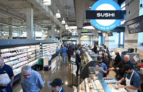 New Highland Bridge Lunds And Byerlys Opens With 30 Beer Tap Wall