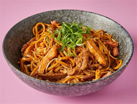 ריבר ספיר 1 הרצליה אמפא קפיטל רשת מסעדות אסייתיות • כשר איזי