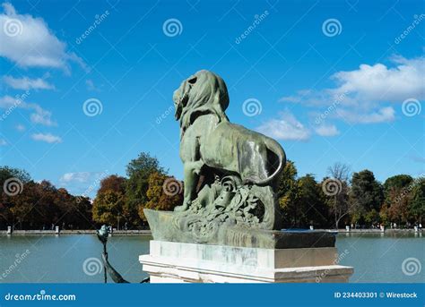 Bronze Lion Sculpture In Retiro Park In Madrid Stock Image Image Of