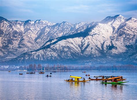 Dal Lake And Nigeen Lake In December Ekashmir Tourism