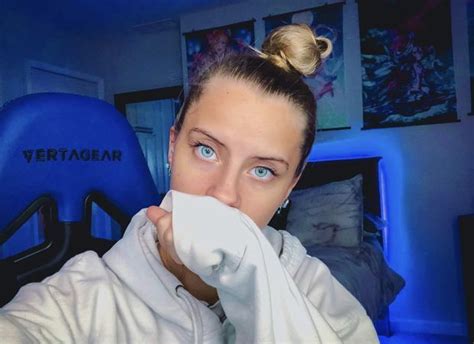 Foto De Hypnotic Blue Eyes