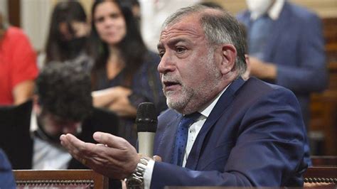 Luis Juez Embaucado Estallido Contra Libertarios