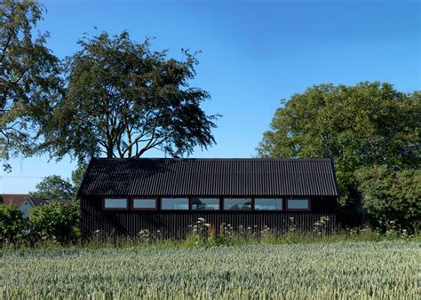 The Long Artists Studio By Threefold Architects
