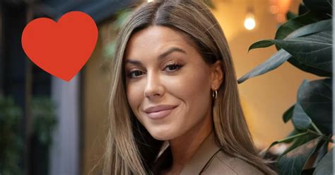 Bianca Ingrosso Hand I Hand Med 69 årige Kändismannen Lyckan