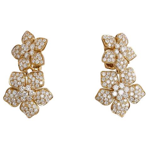 Van Cleef And Arpels Cosmos Diamond Platinum Earrings At 1stdibs Van