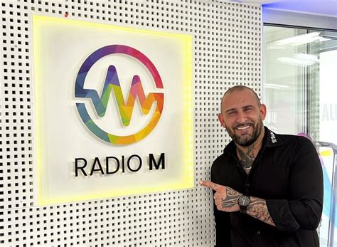 Hi Babo Otkrio šta To Ima Bih A Nema Njemačka Radio M