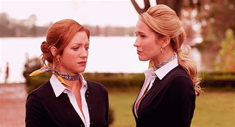 Anna Camp  Hunt