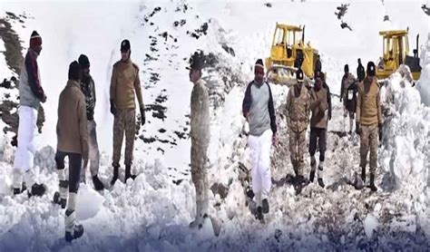 Pakistan Army Clears Burzil Pass In Gilgit Baltistan