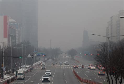 포근하지만 뿌연 주말