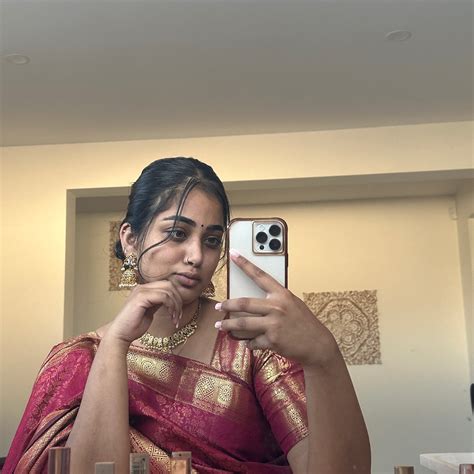 Arthi Glamwitharthi • Instagram Photos And Videos