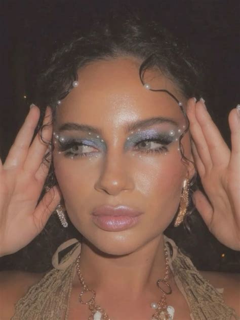 15 Stunning Siren Eyes Makeup Looks You Gotta Try This Year
