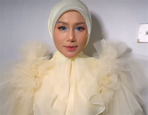 Elly Mazlein Kini Berhijab Hati Terdetik Tengok Jihad Perjuangan Gsf