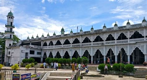 আন্দরকিল্লা শাহী জামে মসজিদ ভ্রমণ গাইড