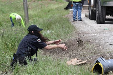 Cha Ching Millions Of Dimes Spill Onto Texas Highway After Truck Rolls