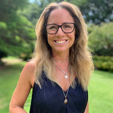 Clare Wrights Summer Reading Abc Listen