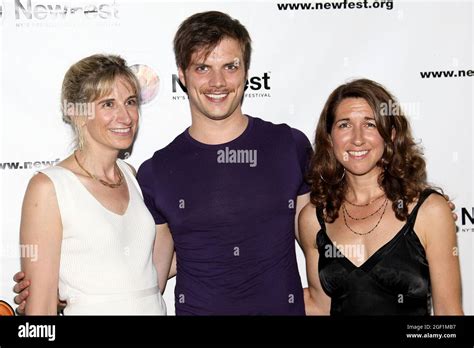 New York Ny Usa 24 July 2011 Elizabeth Sperling Bryce Renninger