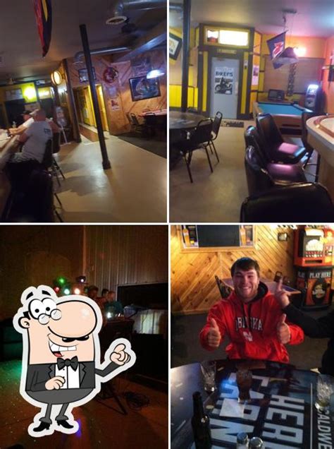 The Hawkeye Bar Mapleton Restaurant Menu Prices And Reviews