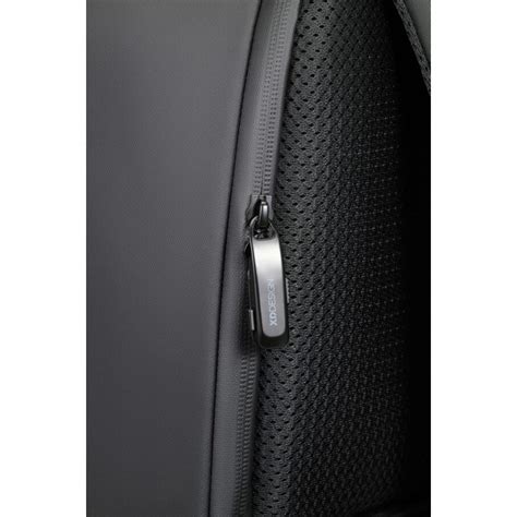 Bobby Edge Backpack Black The Planet Traveller