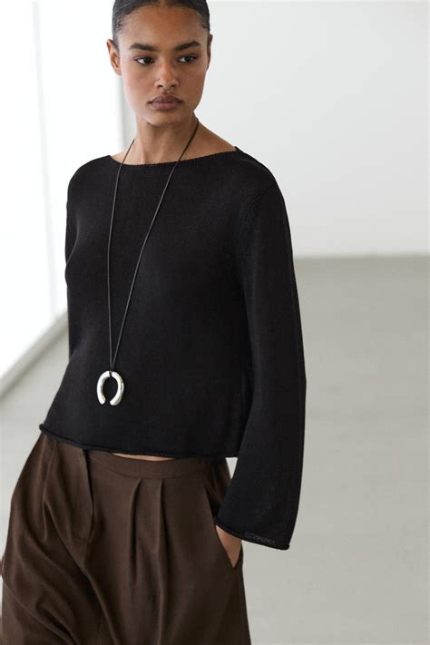 Flowing Knit Boat Neck Sweater · Black · Sweaters Massimo Dutti