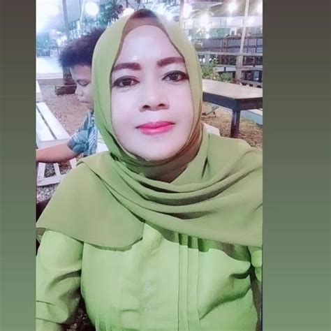 Isna Wati Isnawatibjm21 On Threads