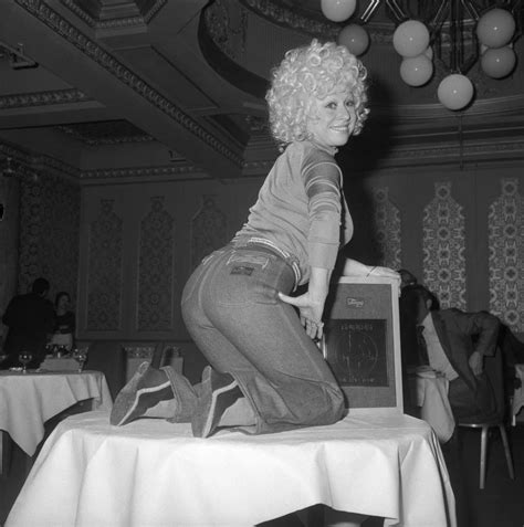 Barbara Windsor Hot