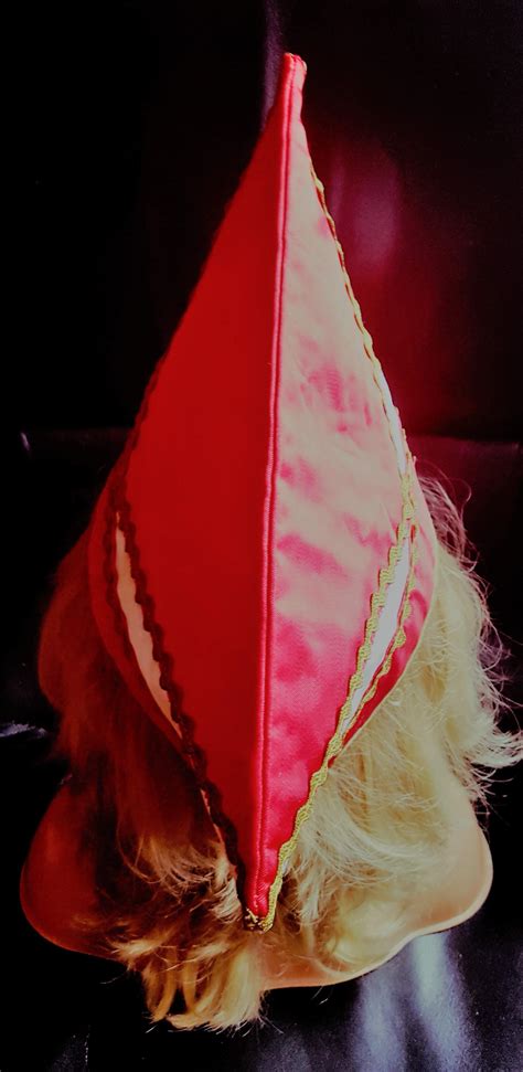 Narrenkappe Schiffchen Karneval Rot Weiss In 50226 Frechen Für 15 00 € Zum Verkauf Shpock De