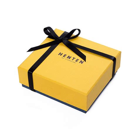 Custom T Pack Boxes With Plastic Blister Insert Pantone Color