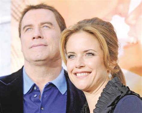 ترافولتا وزوجته يستقبلان طفلهما بنجامين جريدة الجريدة الكويتية