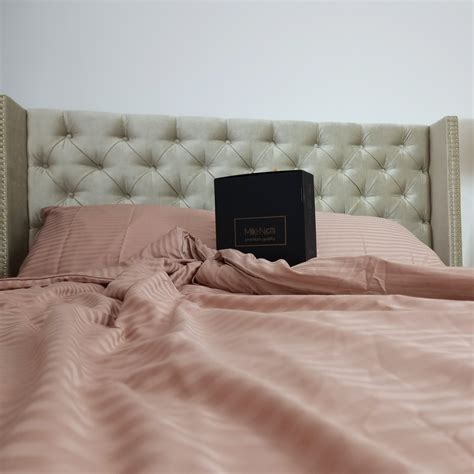 Satenska Posteljina Damast