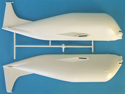 Revell Boeing 377 Super Guppy 16885 Airlinercafe