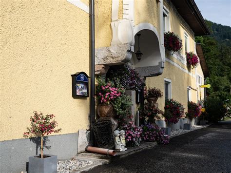 Auszeitraum Ein Triggerpunkt Ist Ein Schmerzpunkt Am Körper Die Schmerzen Entstehen Durch Oft