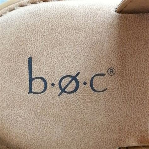Boc Shoes Boc Womens Mya Thong Sandals Cream Canvas Leather Strap Accent Flat Heel 7m New