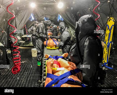 Us Army Active Duty National Guard And Reserve Soldiers Along With