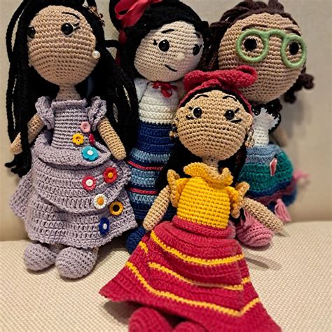 Boneca Em Amigurumi Inspiração Encanto Elo7