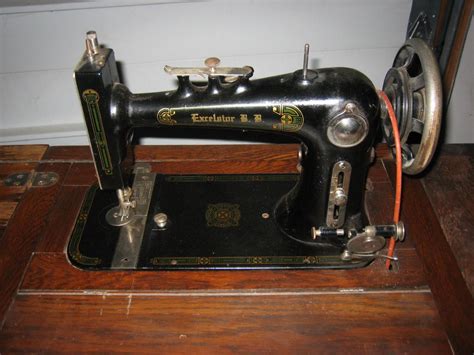 Old Sewing Machine Identification Quiltingboard Forums