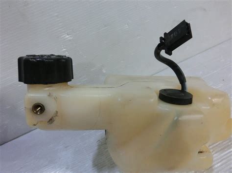 T B4 33 80サイズ ヤマハ Tzm50r 4kj 2ストロークオイルタンク バイクパーツ ジャンク扱い 使用感有り その他 ｜売買されたオークション情報、yahooの商品情報を